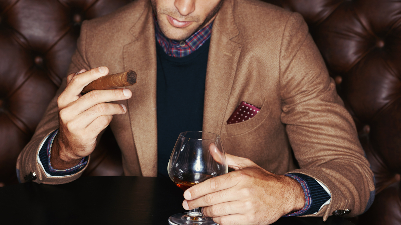Benefits of Cigar Club Membership | Top Leaf Cigar Lounge