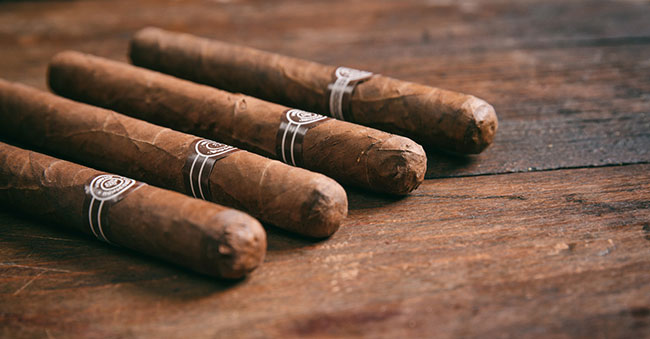 4 Reasons to Enjoy Cigar Smoking | Top Leaf Cigar Lounge